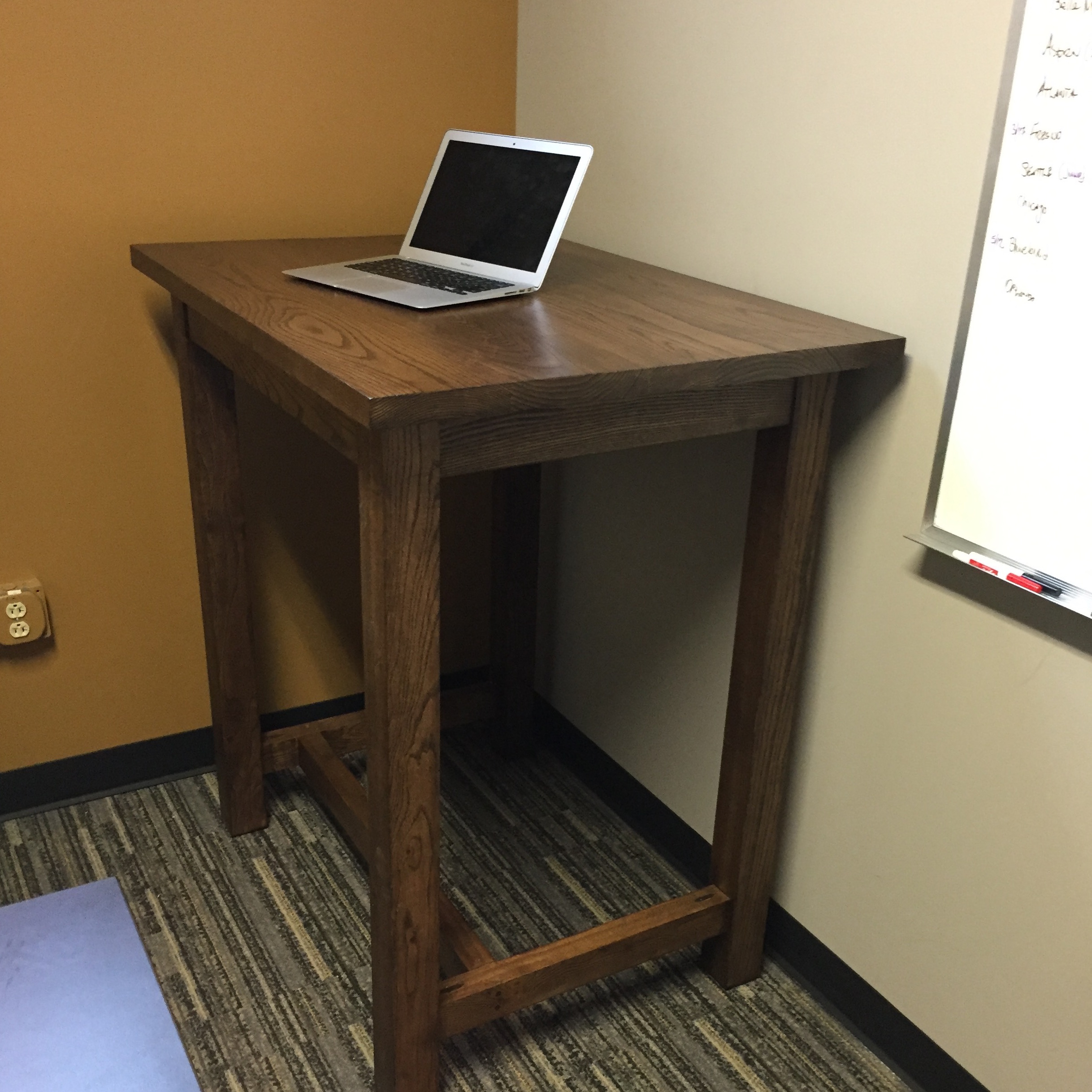 Tables – Community Table